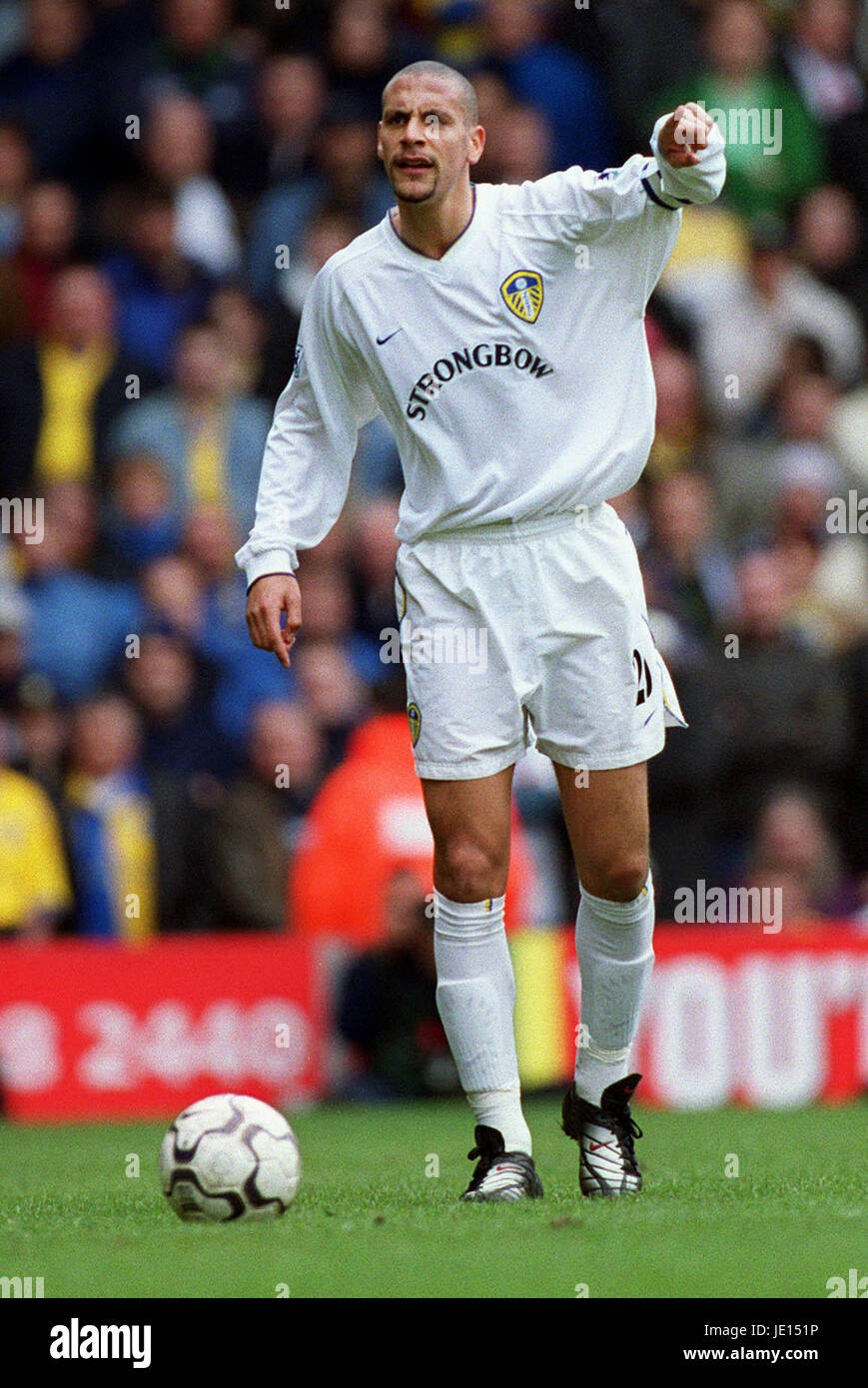 RIO FERDINAND LEEDS UNITED FC ANFIELD LIVERPOOL 13 April 2001 Stock ...