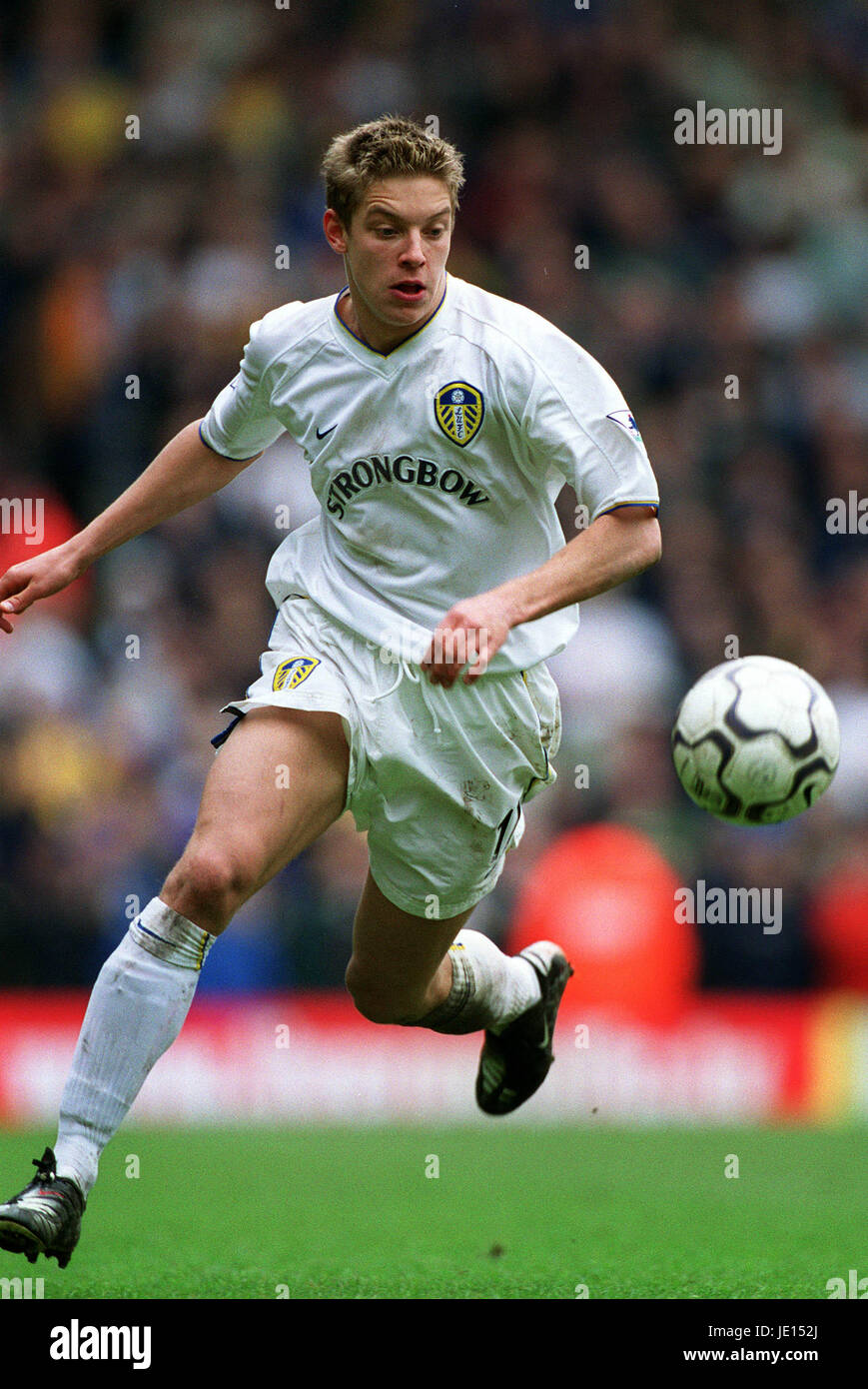 ALAN SMITH LEEDS UNITED FC ANFIELD LIVERPOOL 13 April 2001 Stock Photo ...