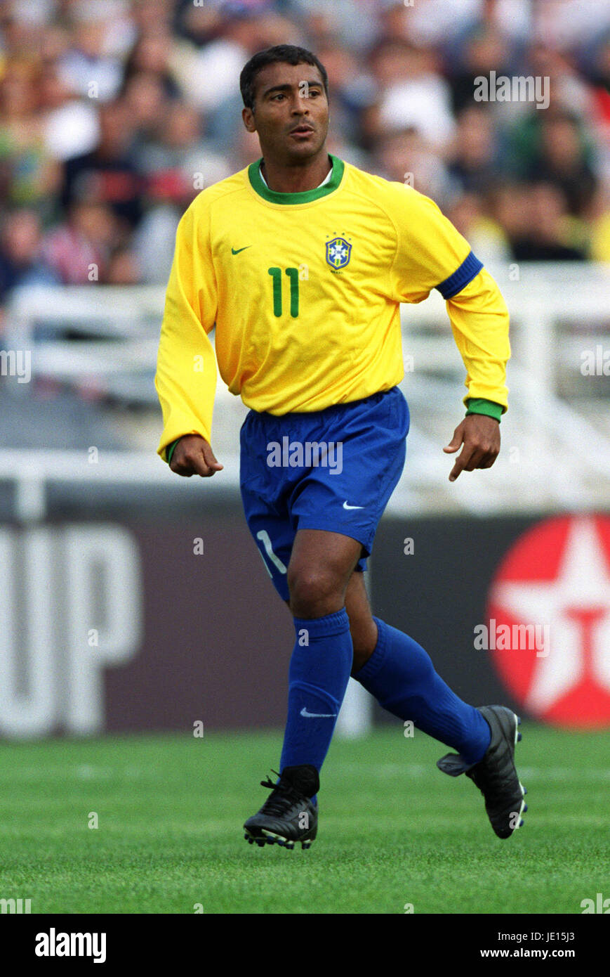 ROMARIO BRAZIL LOS ANGELES ROSE BOWL LOS ANGELES 03 March 2001 Stock ...