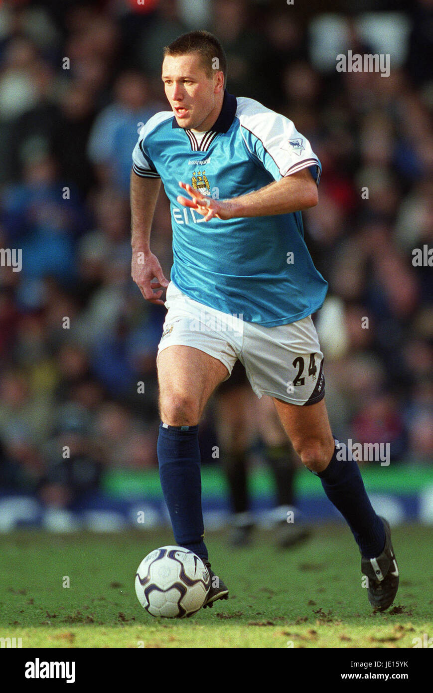 STEVE HOWEY MANCHESTER CITY FC MAINE ROAD MANCHESTER ENGLAND 03 March ...