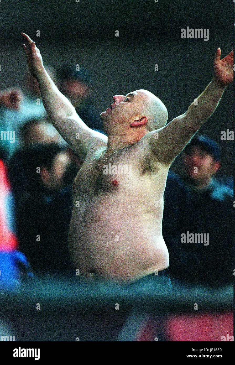 TANGO MAN SHEFFIELD WEDNESDAY SUPPORTER BLACKBURN EWOOD PARK ENGLAND 13 ...