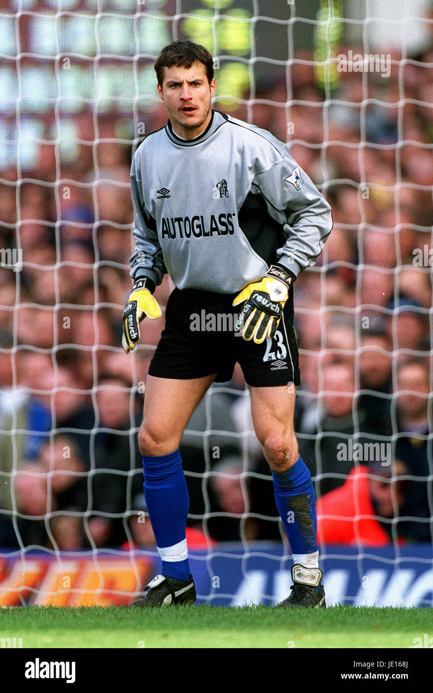 CARLO CUDICINI CHELSEA FC HIGHBURY LONDON 18 February 2001 Stock Photo ...