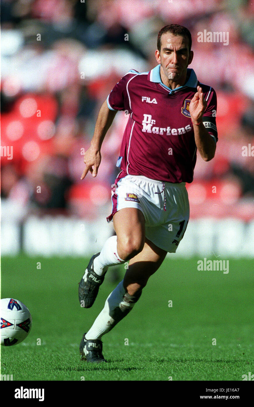 PAOLO DI CANIO WEST HAM UNITED FC STADIUM OF LIGHT SUNDERLAND ENGLAND ...