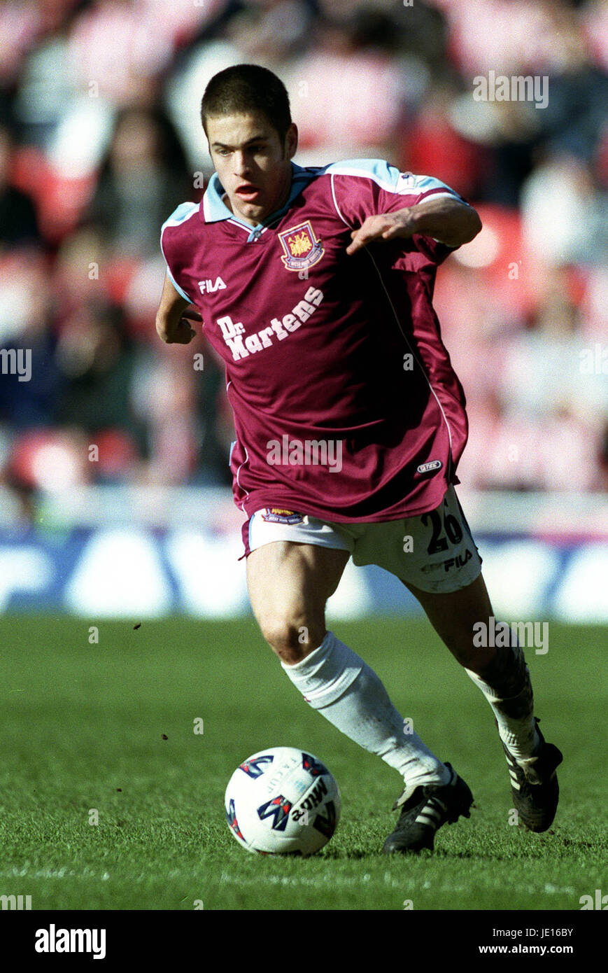 JOE COLE WEST HAM UNITED FC STADIUM OF LIGHT SUNDERLAND ENGLAND 17 ...