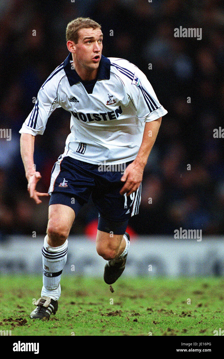 Andy booth tottenham hi-res stock photography and images - Alamy