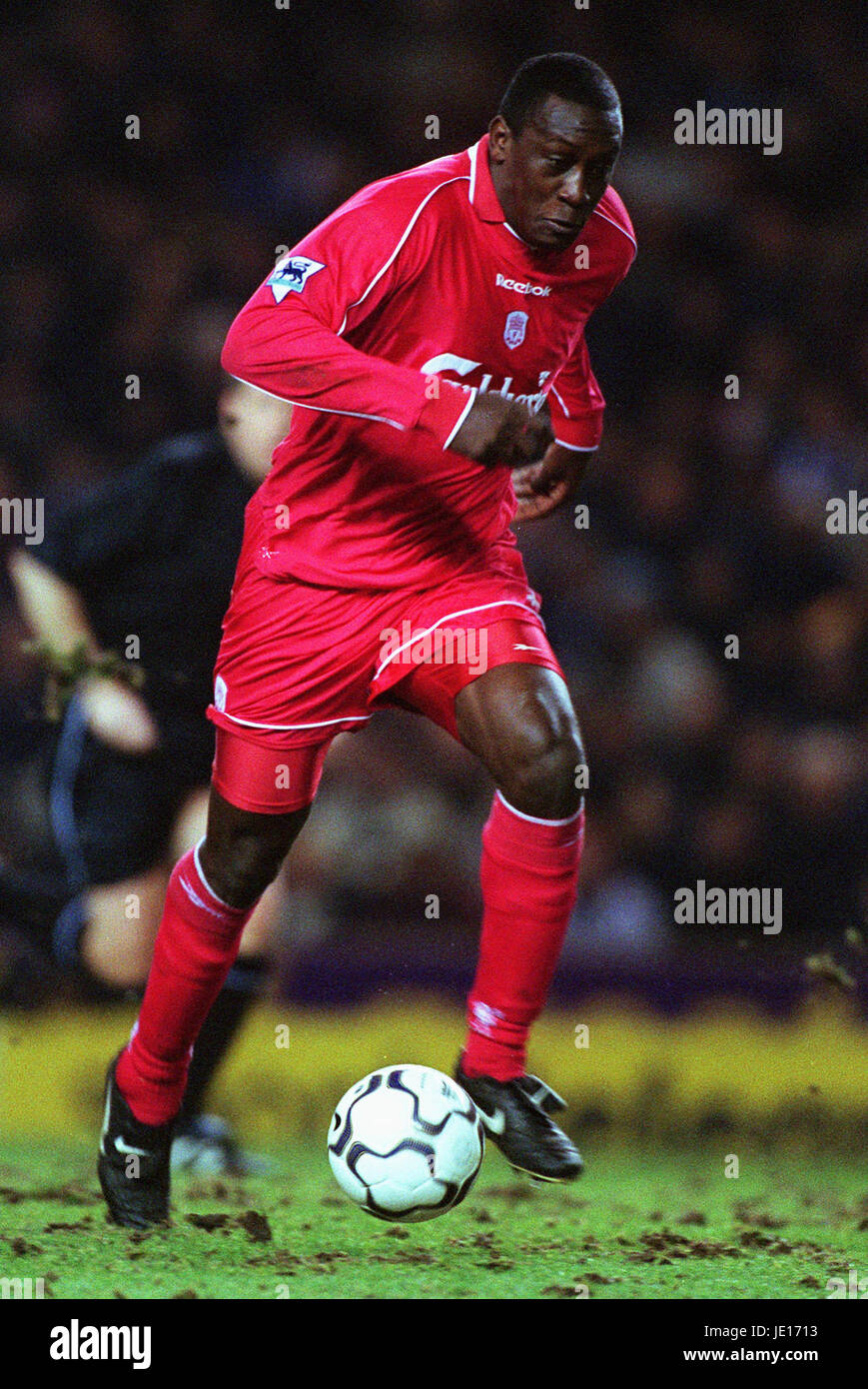 Emile heskey, liverpool 2001 hi-res stock photography and images - Alamy