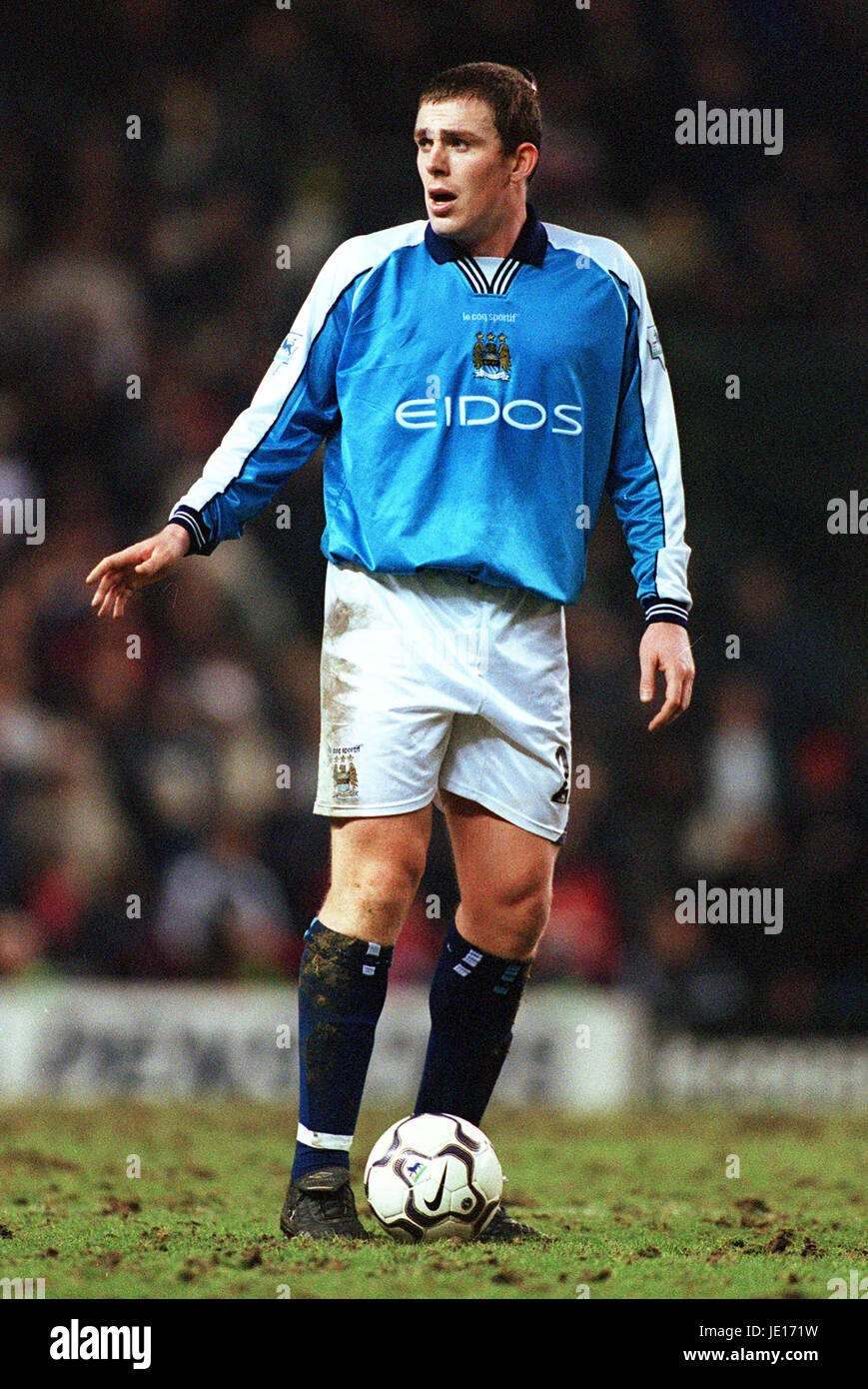 RICHARD DUNNE MANCHESTER CITY FC MAINE ROAD MANCHESTER MANCHESTER ...