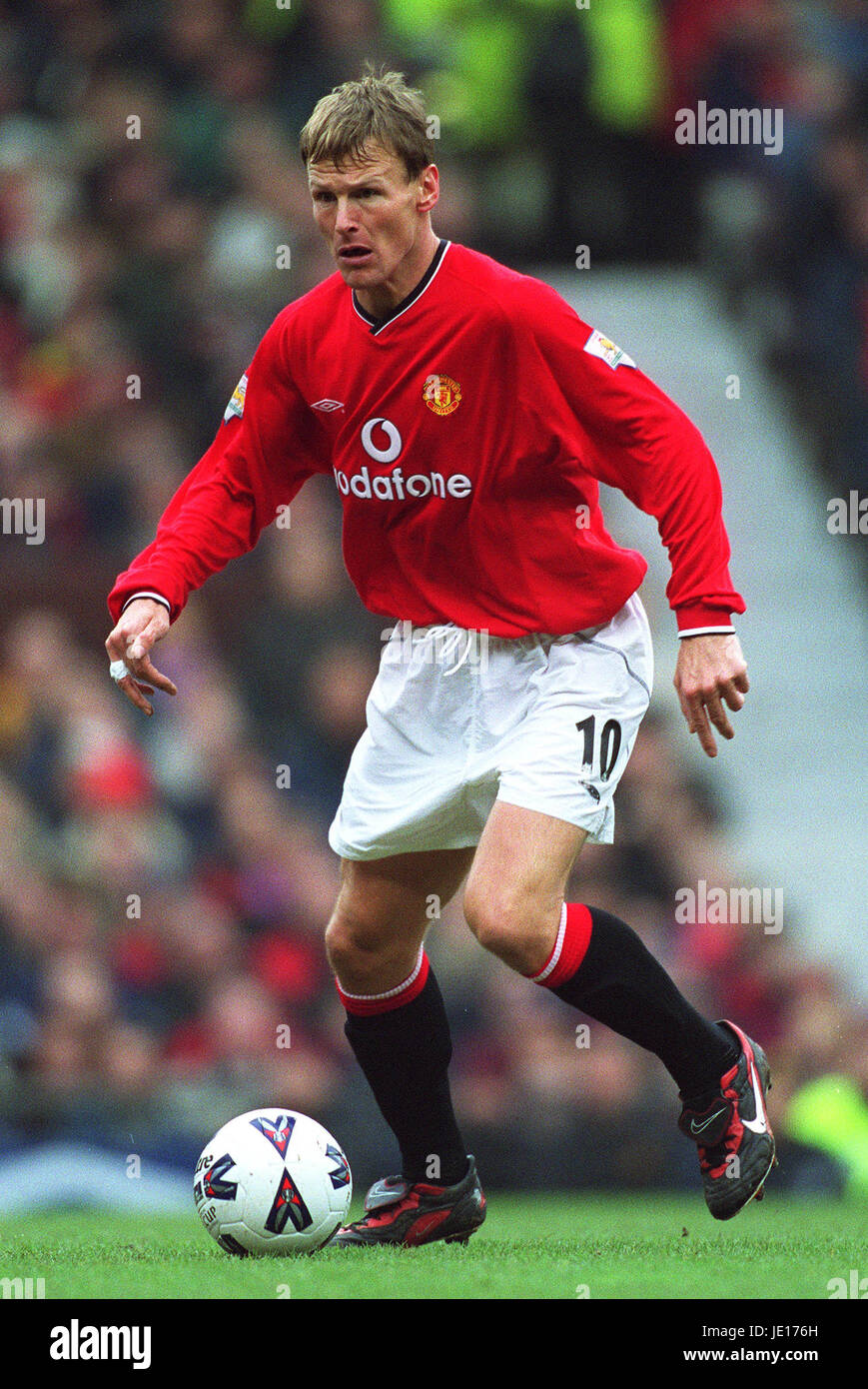 TEDDY SHERINGHAM MANCHESTER UNITED FC 28 January 2001 Stock Photo - Alamy