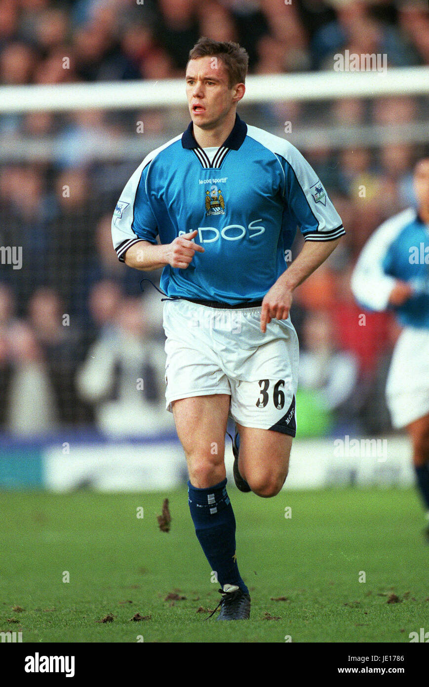 Maine road stadium manchester hi-res stock photography and images - Alamy