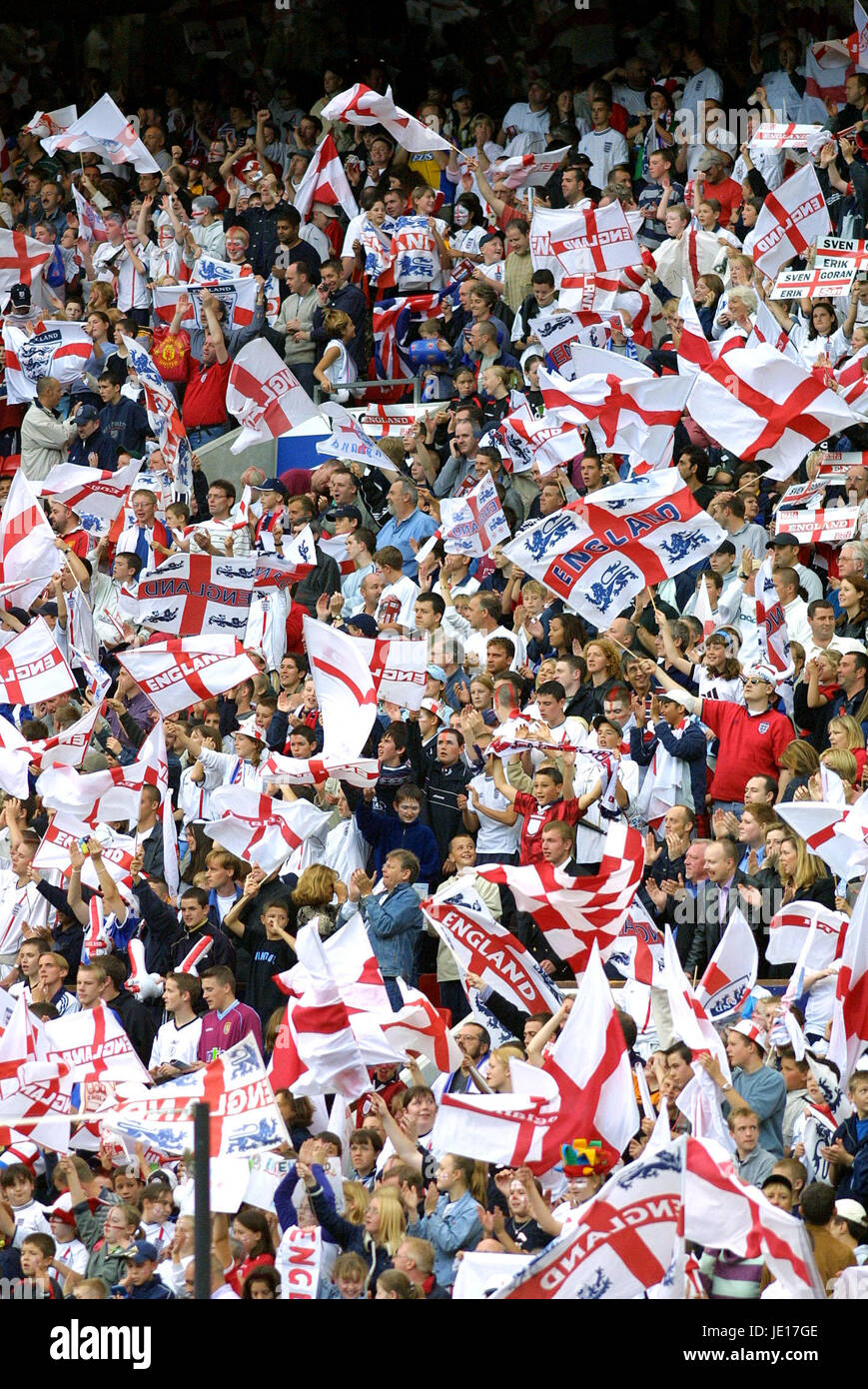 ENGLAND FANS ENGLAND V GREECE OLD TRAFFORD MANCHESTER 06 October 2001 ...