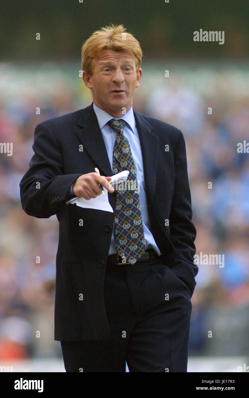 Gordon strachan 2001 hi-res stock photography and images - Alamy