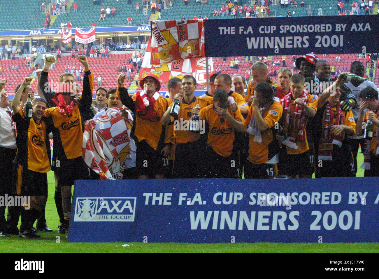 LIVERPOOL CELEBRATE FA CUP WIN ARSENAL V LIVERPOOL MILLENIUM STADIUM ...
