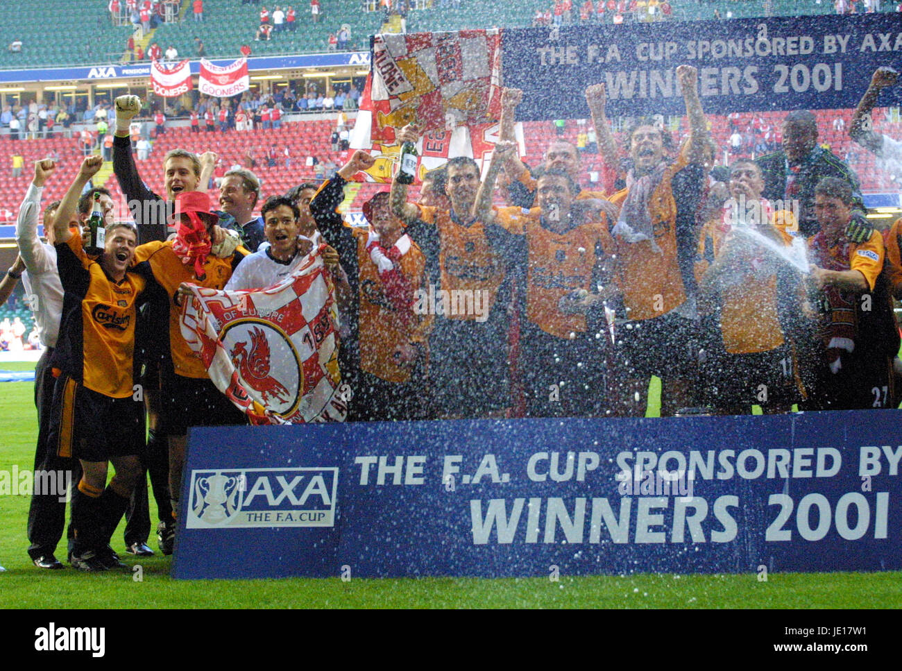 LIVERPOOL CELEBRATE FA CUP WIN ARSENAL V LIVERPOOL MILLENIUM STADIUM ...