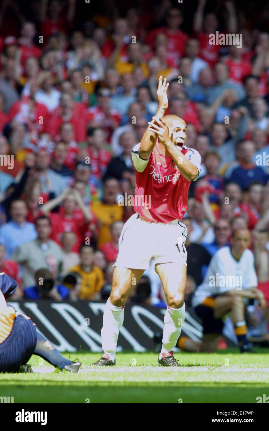 THIERRY HENRY APPEALS HANDBALL ARSENAL V LIVERPOOL MILLENIUM STADIUM ...
