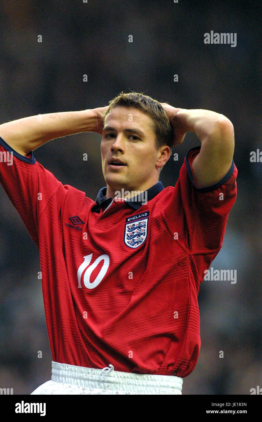 MICHAEL OWEN ENGLAND & LIVERPOOL FC 24 March 2001 Stock Photo - Alamy