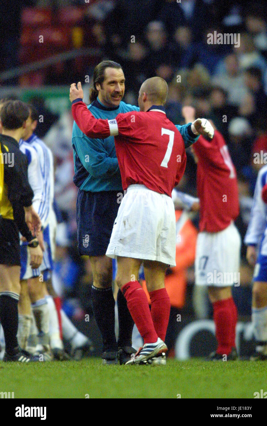 DAVID SEAMAN & DAVID BECKHAM ENGLAND V FINLAND 24 March 2001 Stock ...