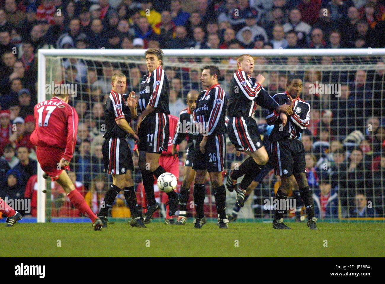 STEVEN GERRARD , BORO WALL, LIVERPOOL V MIDDLESBROUGH, , 2001 Stock ...