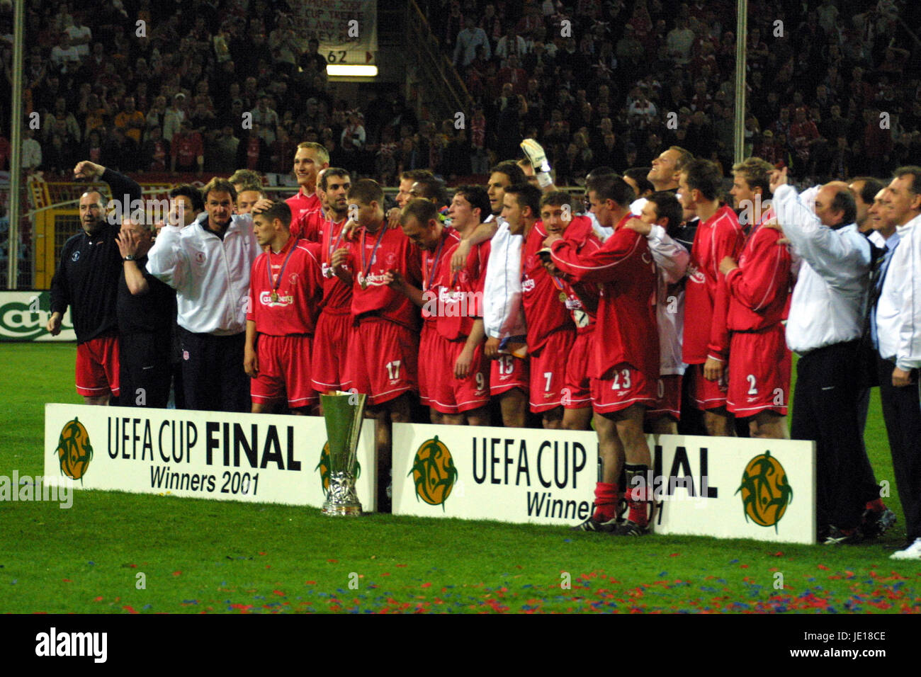 Liverpool final 2001 hi-res stock photography and images - Alamy