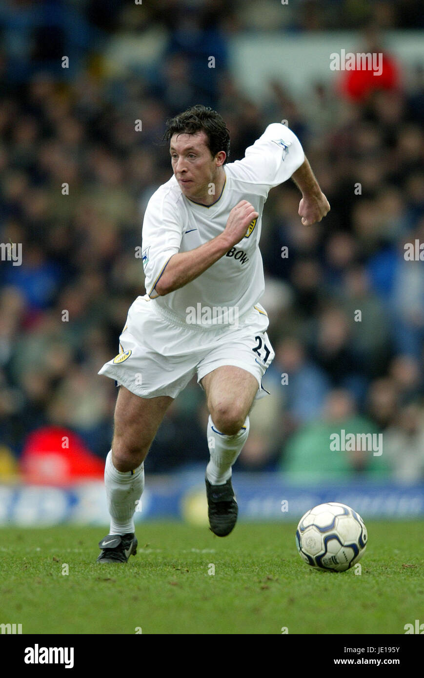ROBBIE FOWLER LEEDS UNITED FC LEEDS ELLAND ROAD 03 February 2002 Stock ...