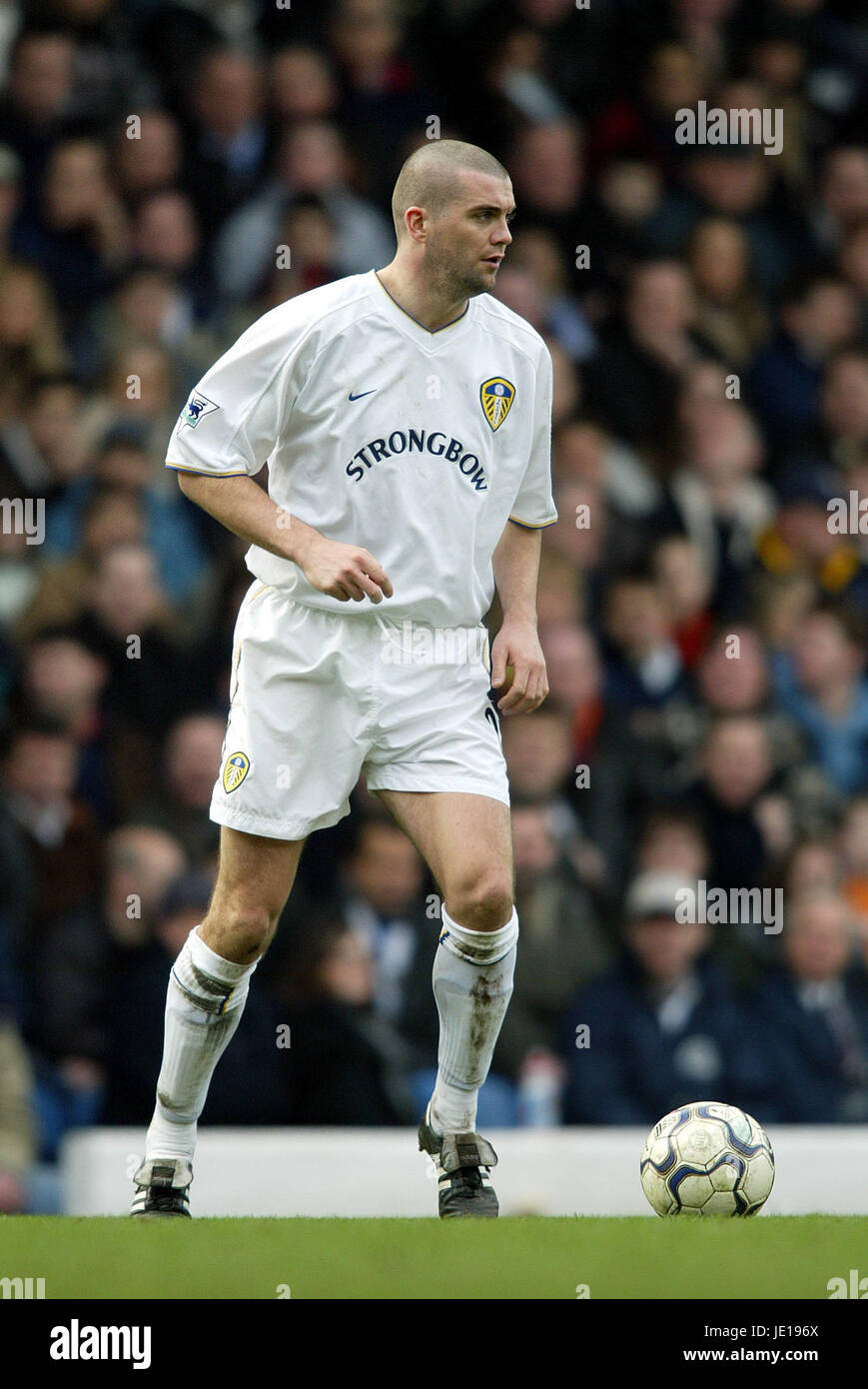 DOMINIC MATTEO LEEDS UNITED FC LEEDS ELLAND ROAD 03 February 2002 Stock ...