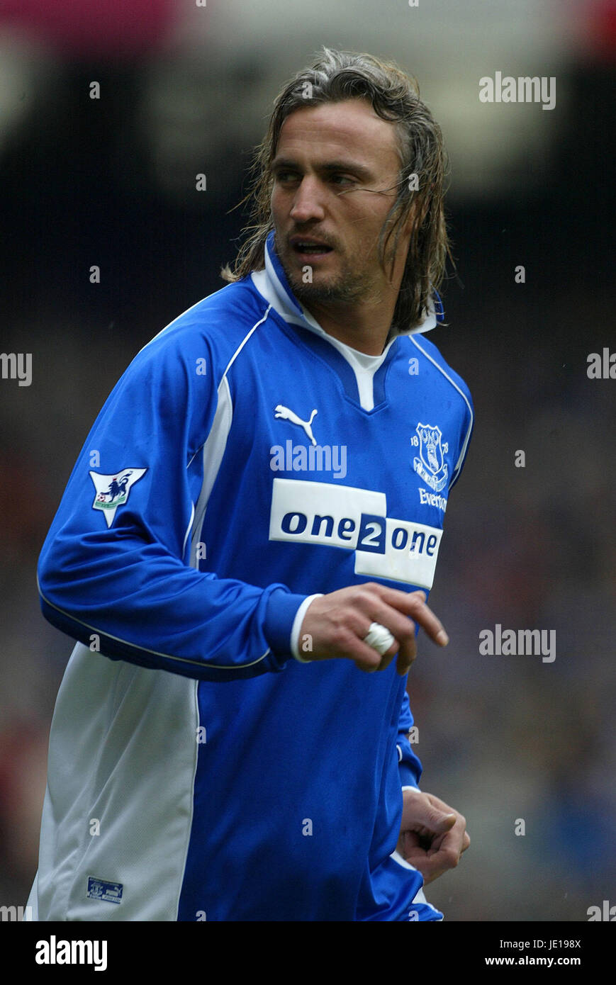 DAVID GINOLA EVERTON FC GOODISON PARK LIVERPOOL 17 February 2002 Stock ...