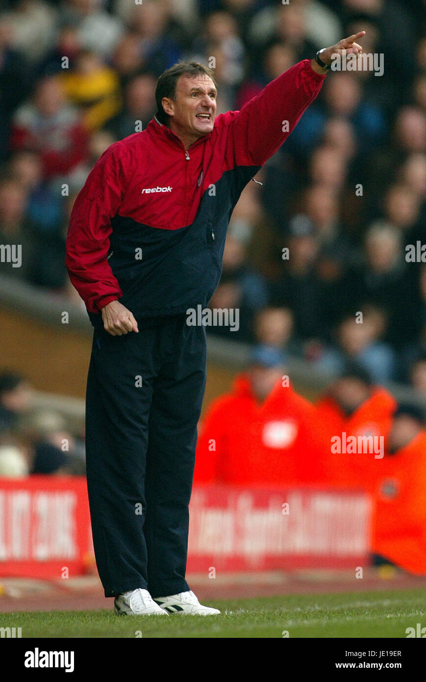 PHIL THOMPSON LIVERPOOL FC ASSISTANT MANAGER LIVERPOOL ANFIELD 23 ...