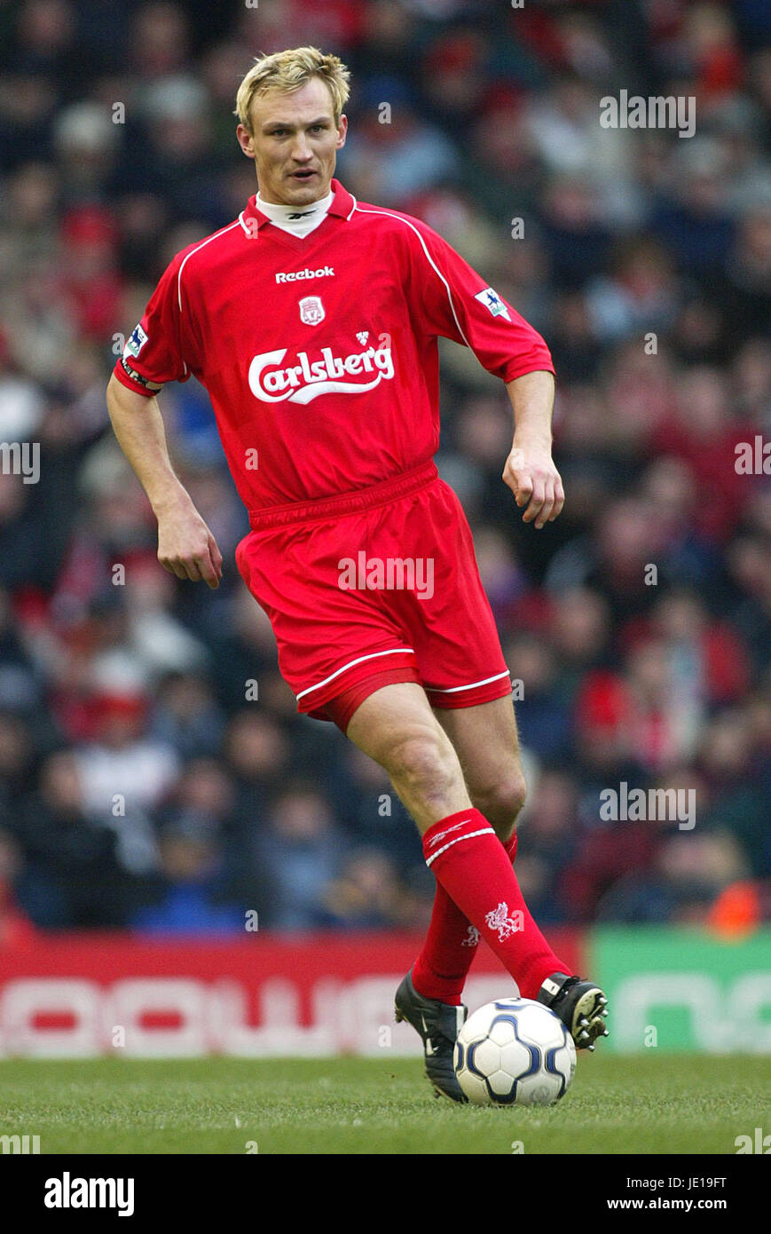 SAMI HYYPIA LIVERPOOL FC LIVERPOOL ANFIELD 23 February 2002 Stock Photo ... SAMI HYYPIA LIVERPOOL FC LIVERPOOL ANFIELD 23 February 2002 Stock Photo ...
