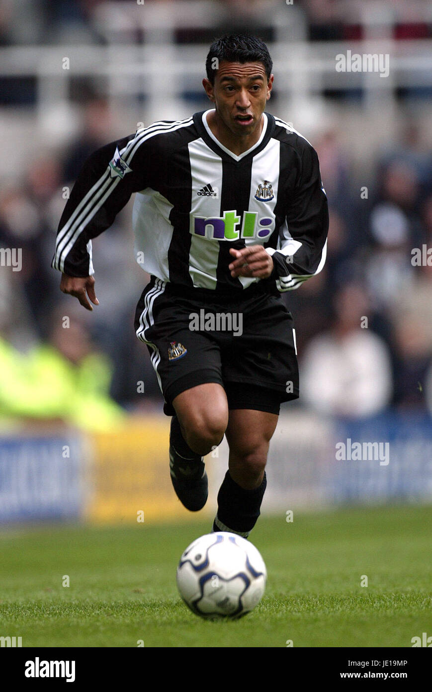 Newcastle nolberto solano ipswich hi-res stock photography and images ...