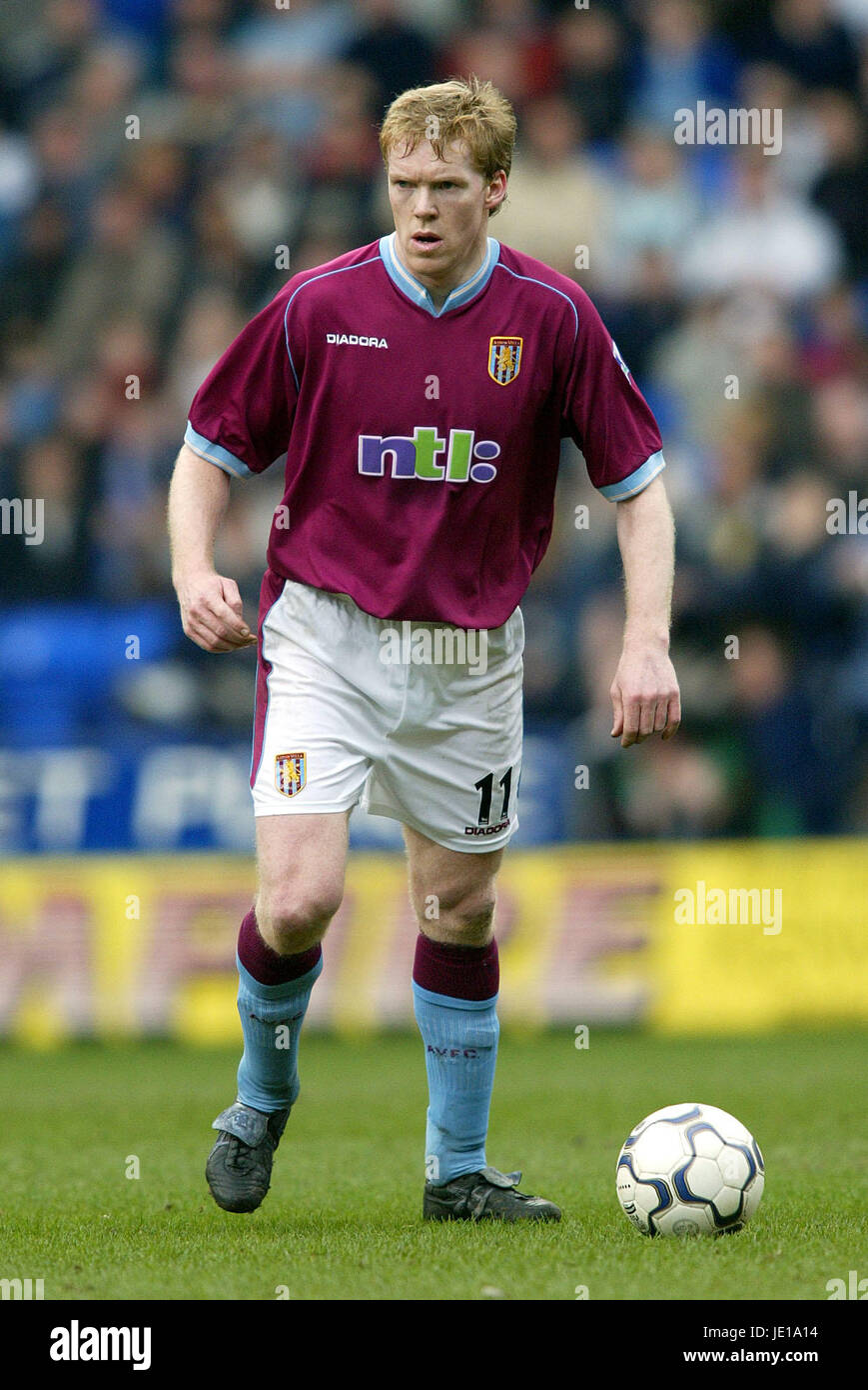 Steve staunton aston villa fc hi-res stock photography and images - Alamy