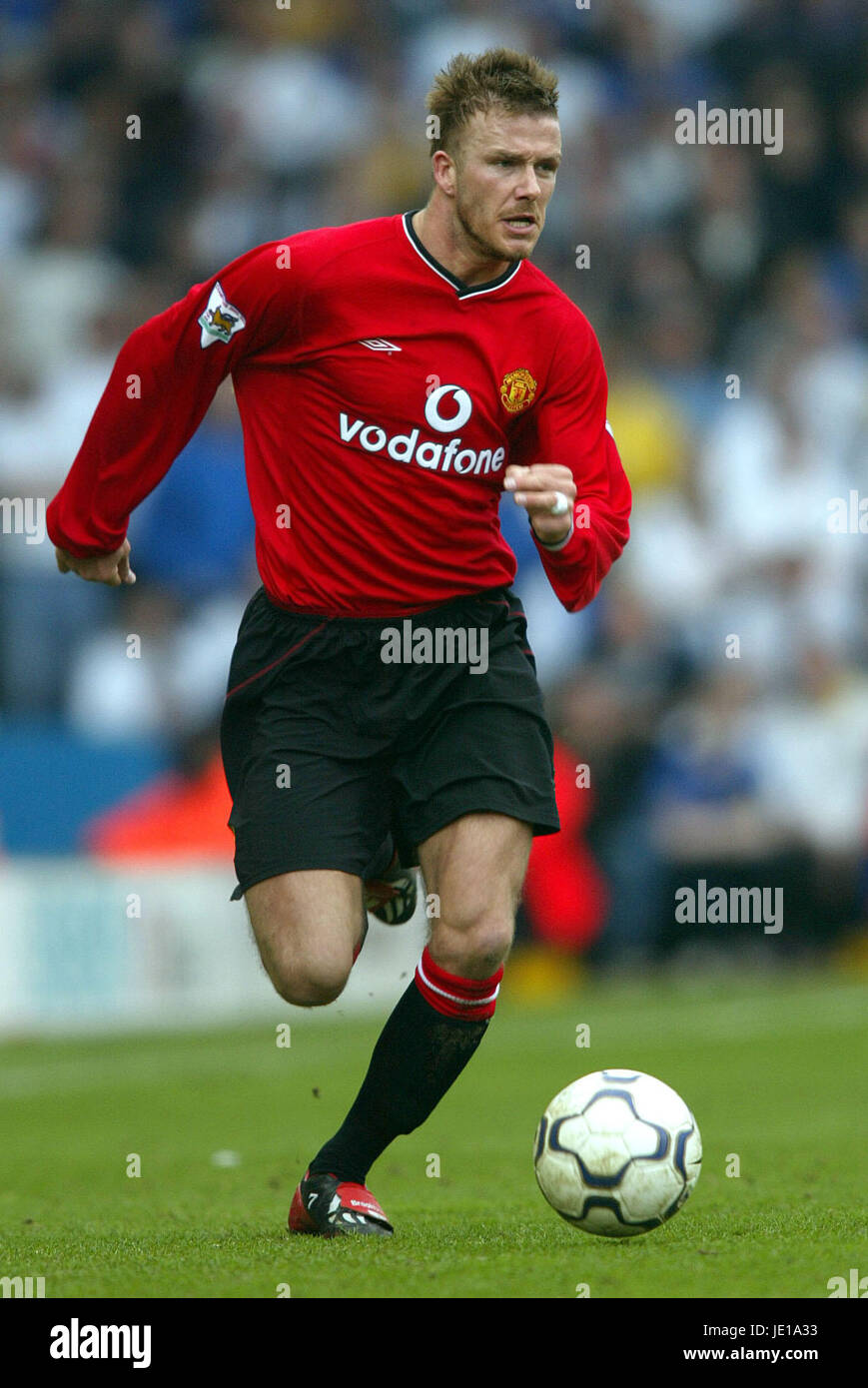 DAVID BECKHAM MANCHESTER UNITED FC ELLAND ROAD LEEDS 30 March 2002 ...