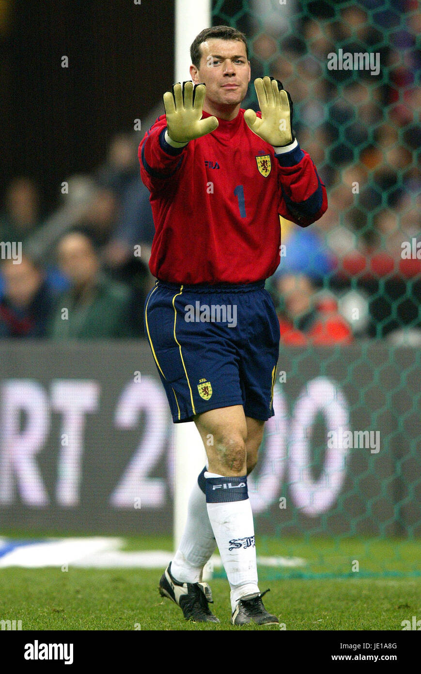 Football neil sullivan hi-res stock photography and images - Alamy