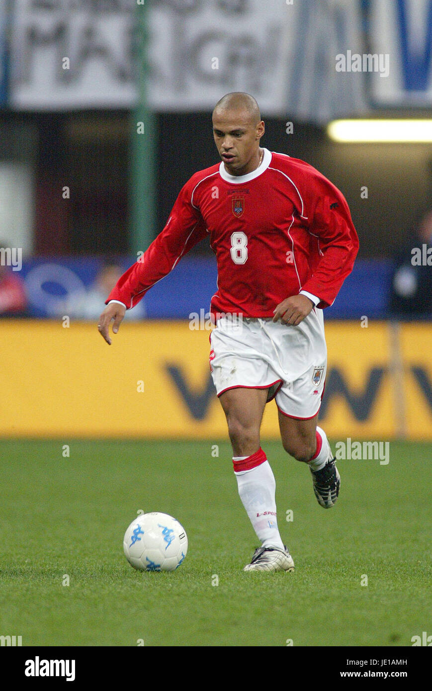 GUSTAVO VERELA URUGUAY MILAN MILAN ITALY 17 April 2002 Stock Photo - Alamy