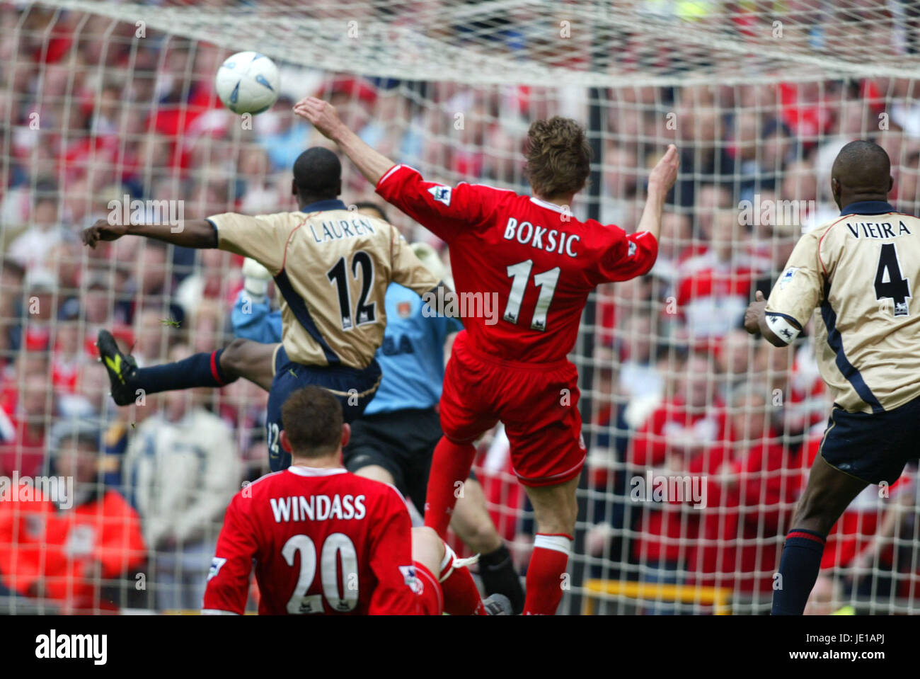 ALEN BOKSIC HEADS AT GOAL MIDDLESBROUGH V ARSENAL OLD TRAFFORD ...