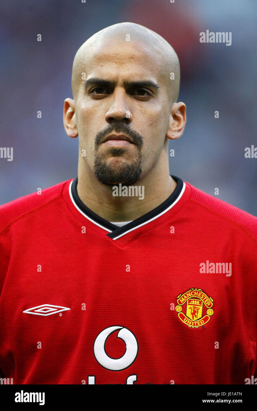JUAN VERON MANCHESTER UNITED FC OLD TRAFFORD MANCHESTER 24 April 2002 ...