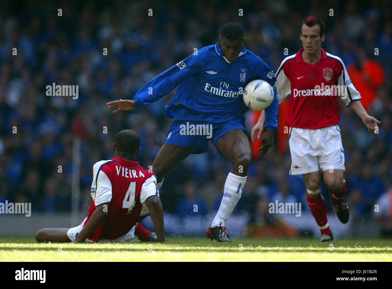 MARCEL DESAILLY & VIEIRA ARSENAL V CHELSEA FA CUP FINAL MILLENNIUM ...