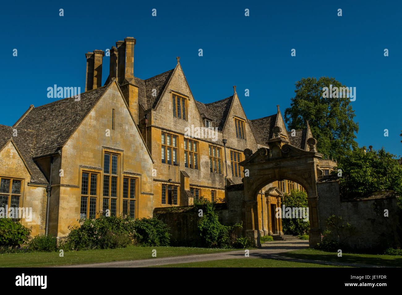 Jacobean manor stanway house in hi-res stock photography and images - Alamy