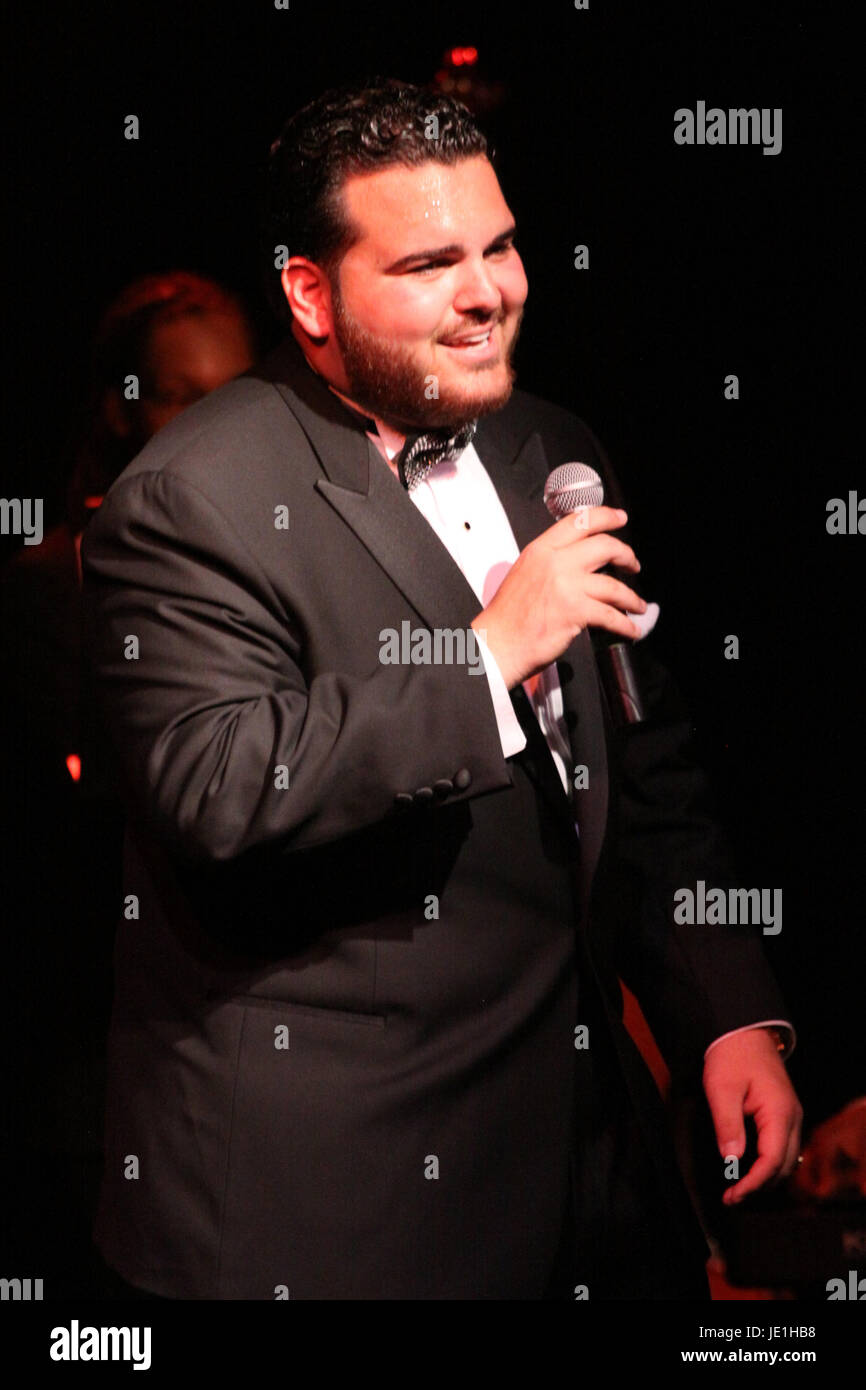 Sal Valentinetti, former 'America's Got Talent' contestant, performing ...