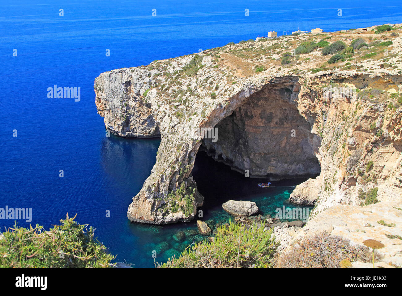 The Blue Grotto natural sea arch and cliffs, Wied iz-Zurrieq, Malta ...