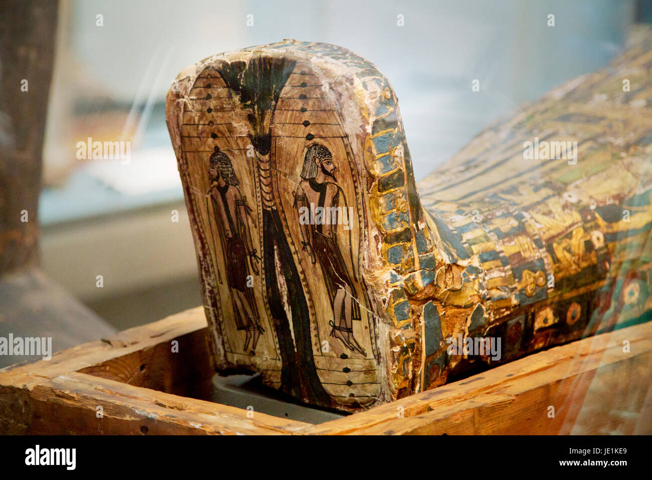 Mummified body pyramid hi-res stock photography and images - Alamy