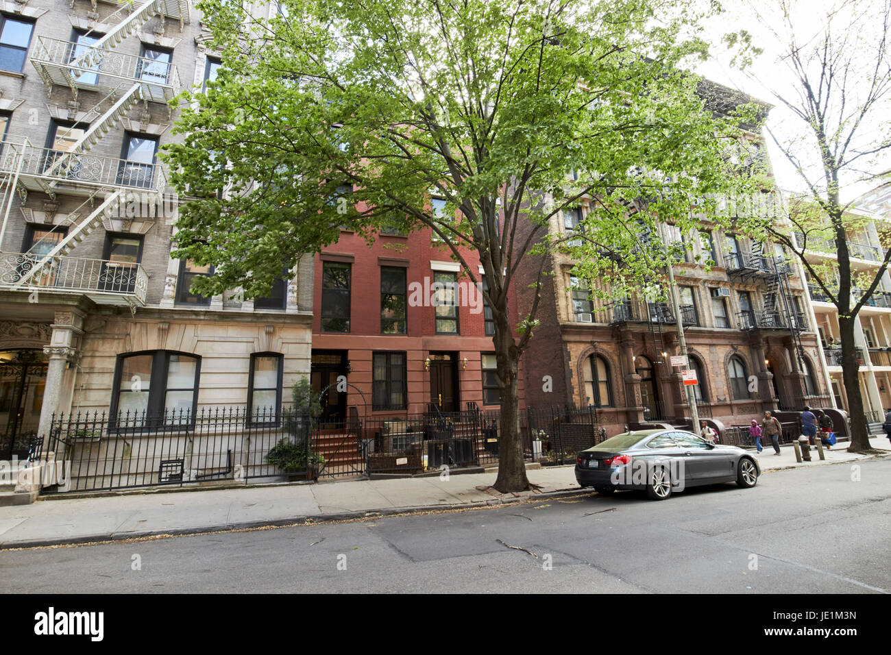 Building lined High Resolution Stock Photography and Images - Alamy