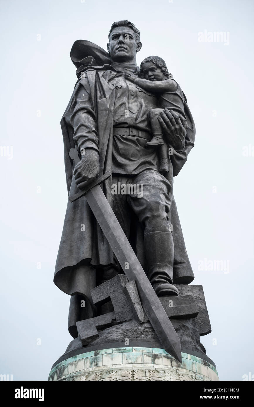 Communist Monuments To The Fallen Warriors