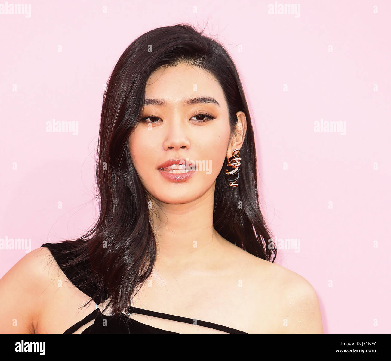 John ming hi-res stock photography and images - Alamy