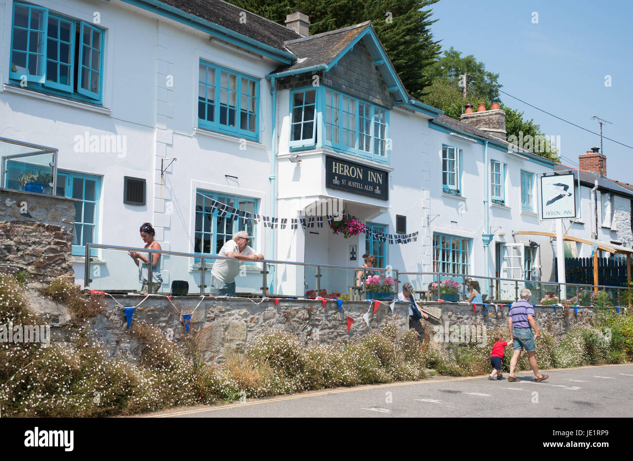 Pic by Guy Newman. 18.07.2013. The famous Heron Inn public house which ...
