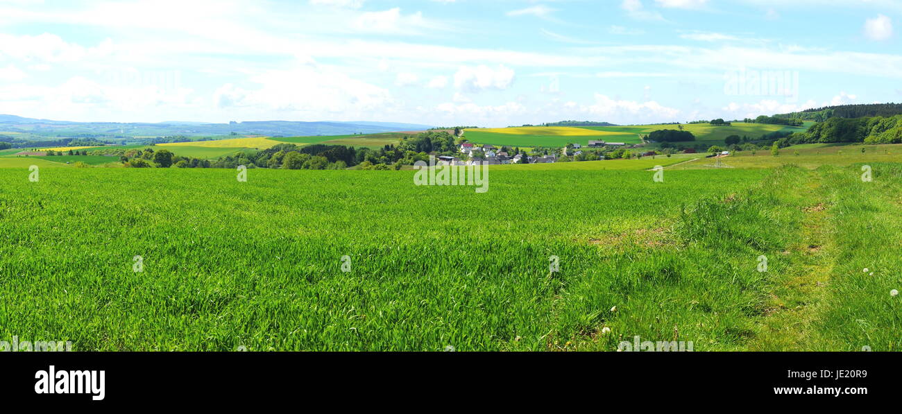 Mai landschaften hi-res stock photography and images - Alamy