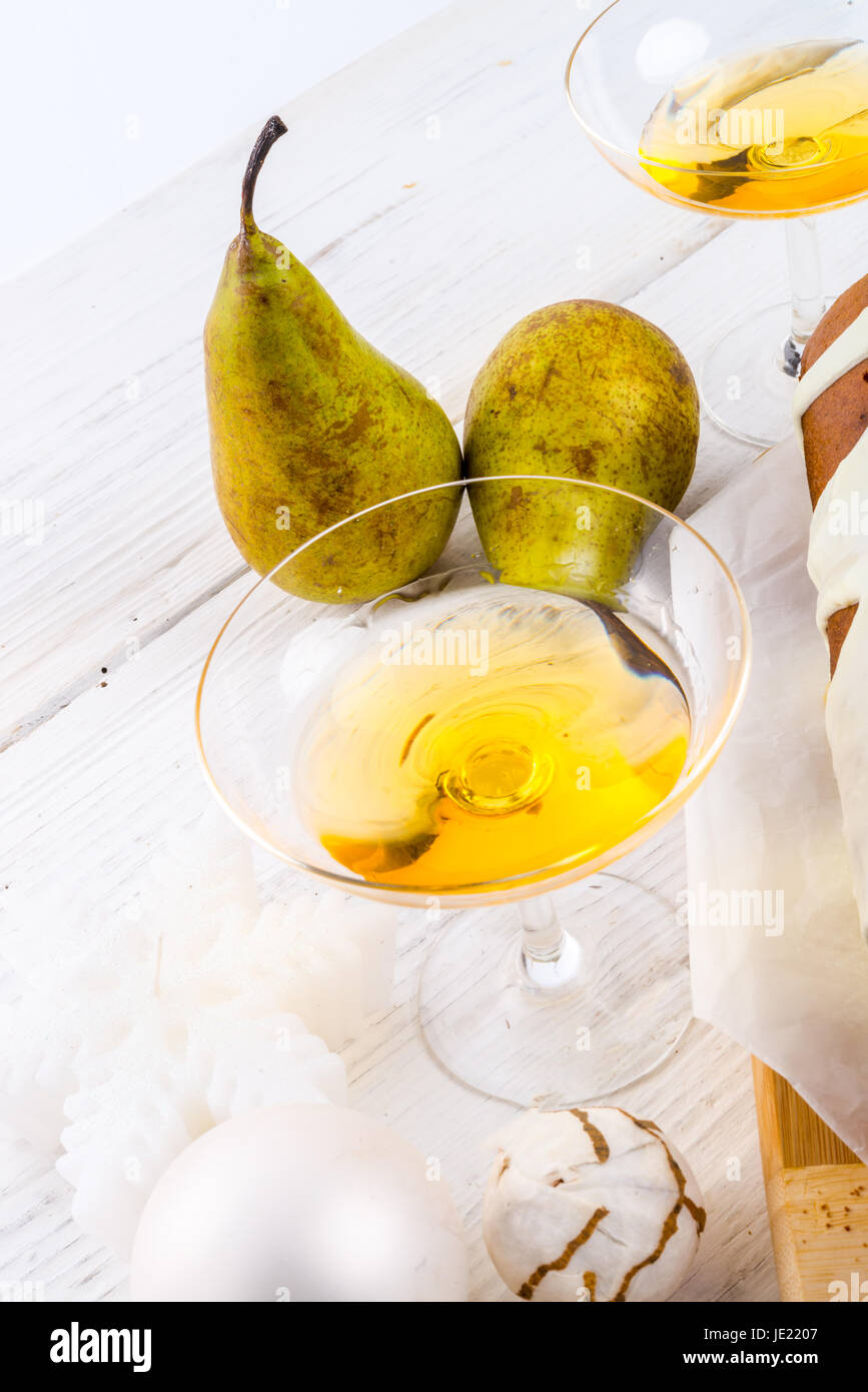 Pear schnaps hi-res stock photography and images - Alamy
