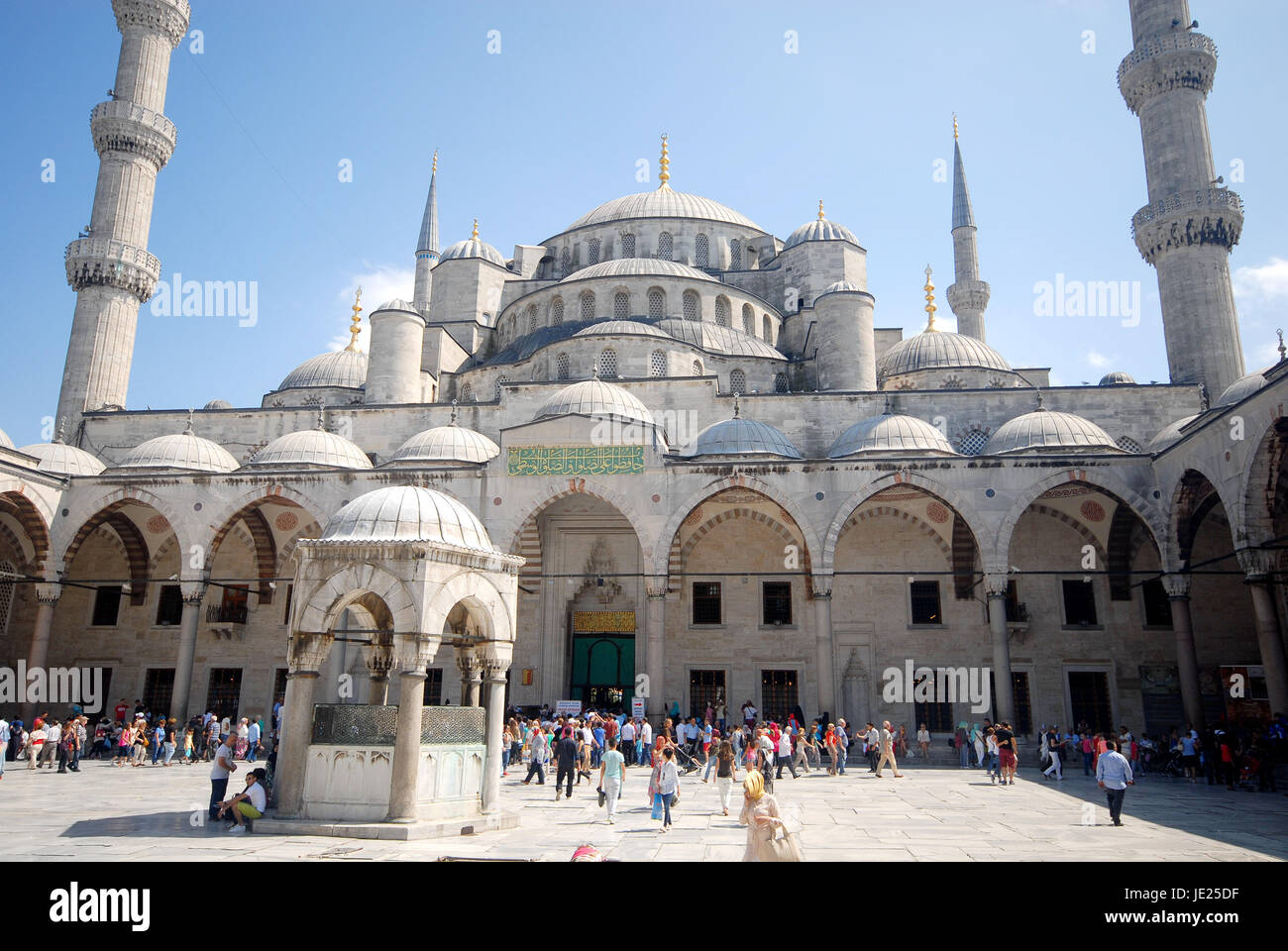 blue mosque istanbul Stock Photo - Alamy