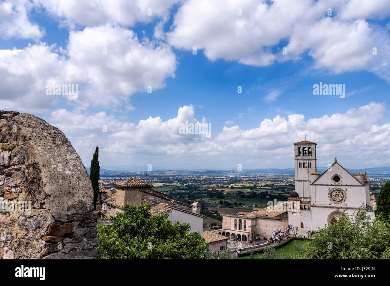 seen cathedral of san rufino from the ramparts ago Stock Photo - Alamy