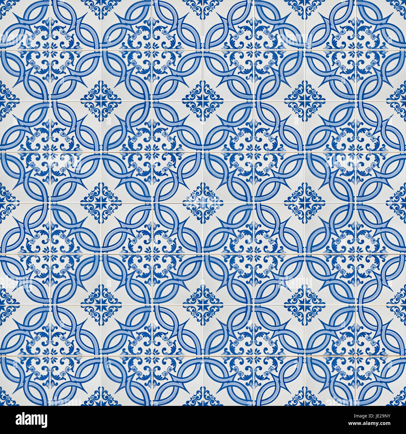 Seamless tile pattern of ancient ceramic tiles Stock Photo - Alamy