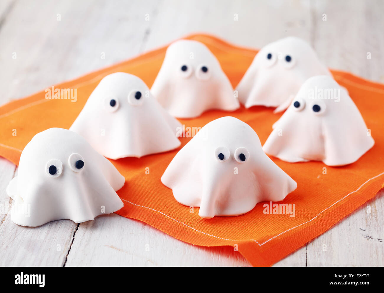 Scary white edible Halloween ghost appetizers for party snacks or ...