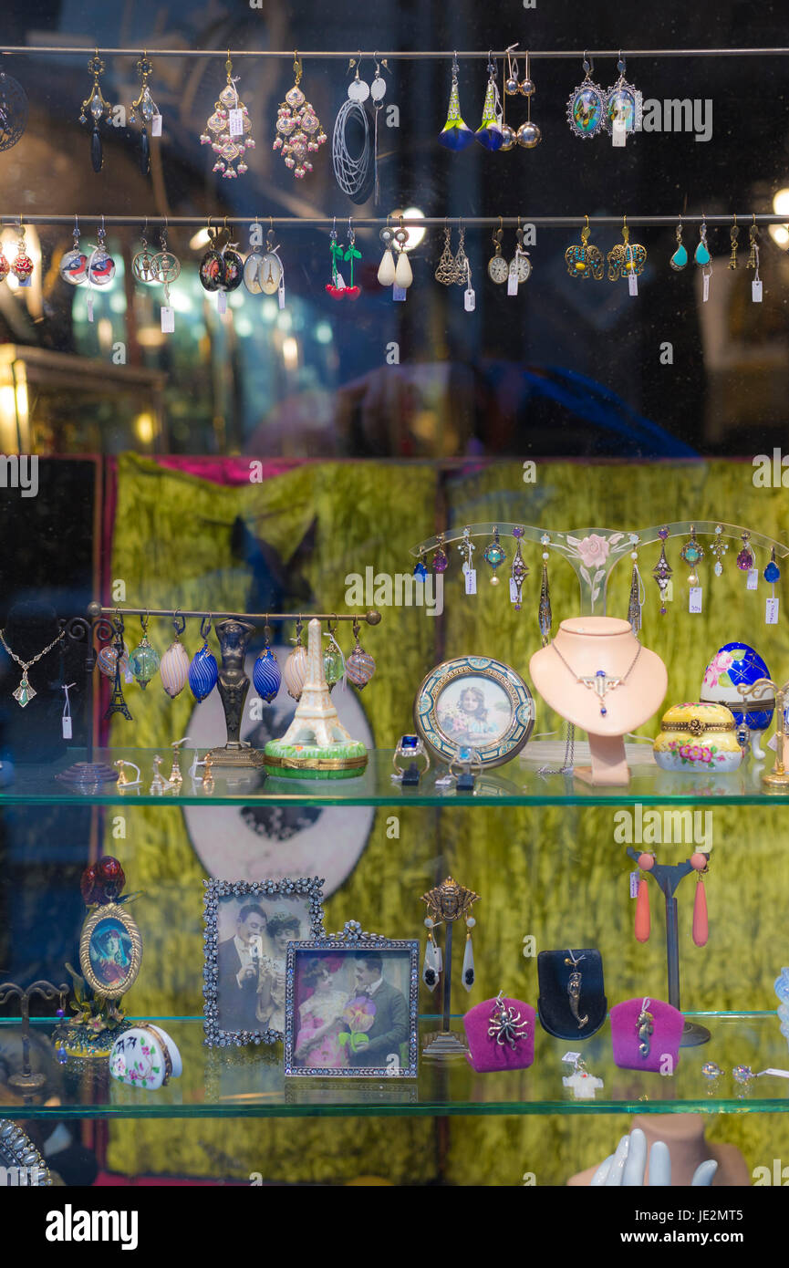 Souvenir store display Stock Photo - Alamy